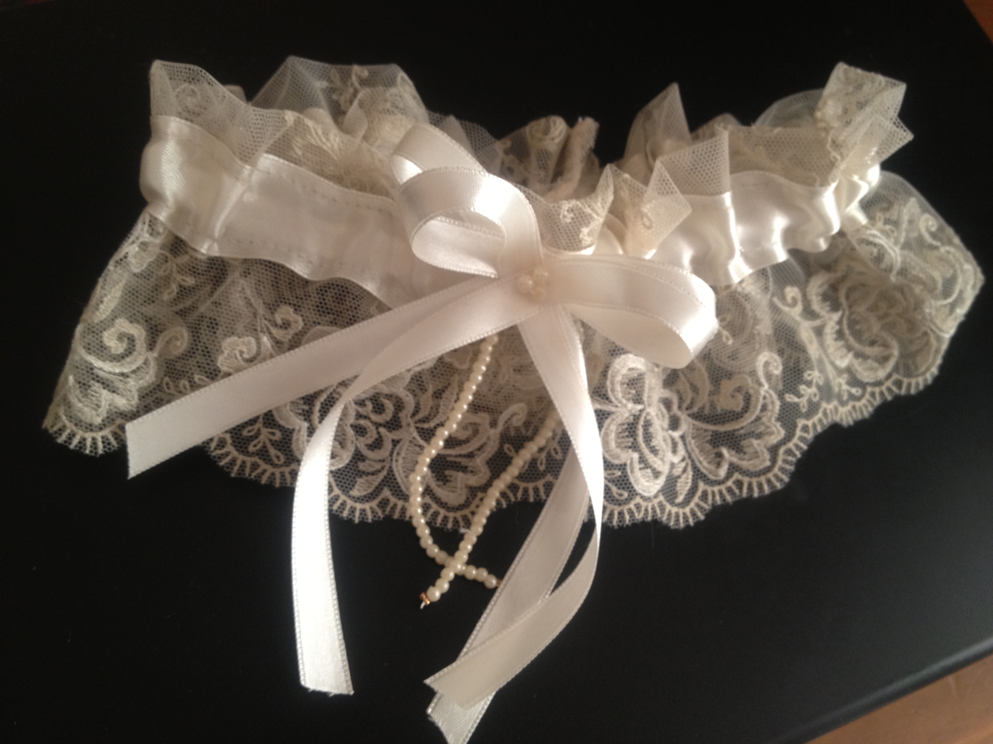 Vintage Garter on Luulla